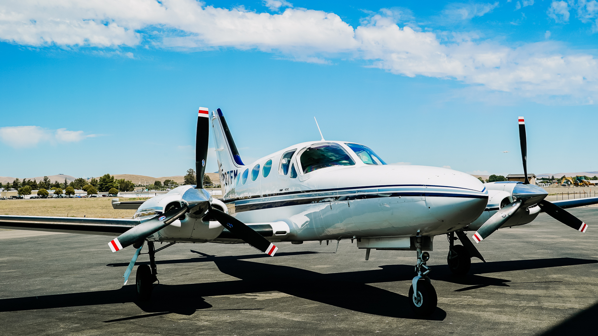 Cessna 421C | Attitude Aviation
